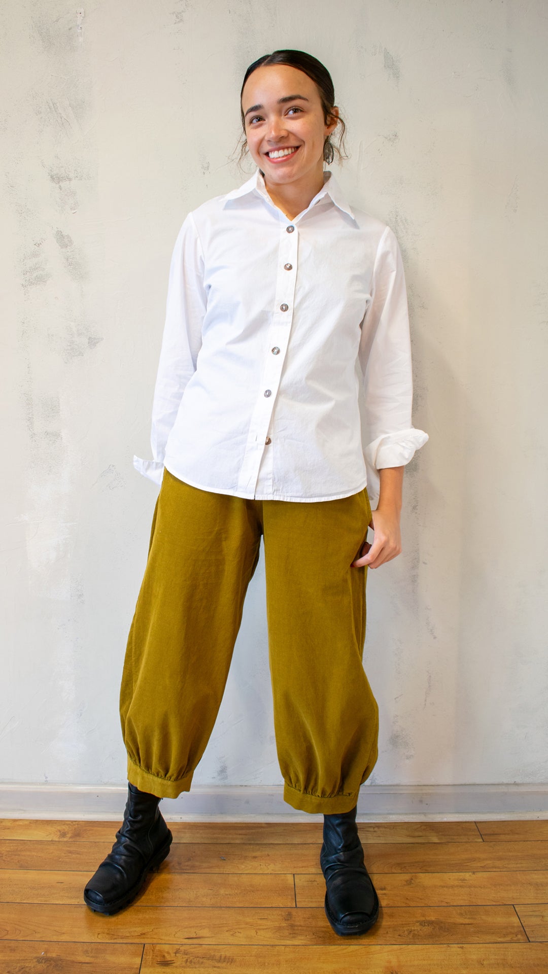 Ashly Shirt (Multiple Colors) – Gaia Boutique